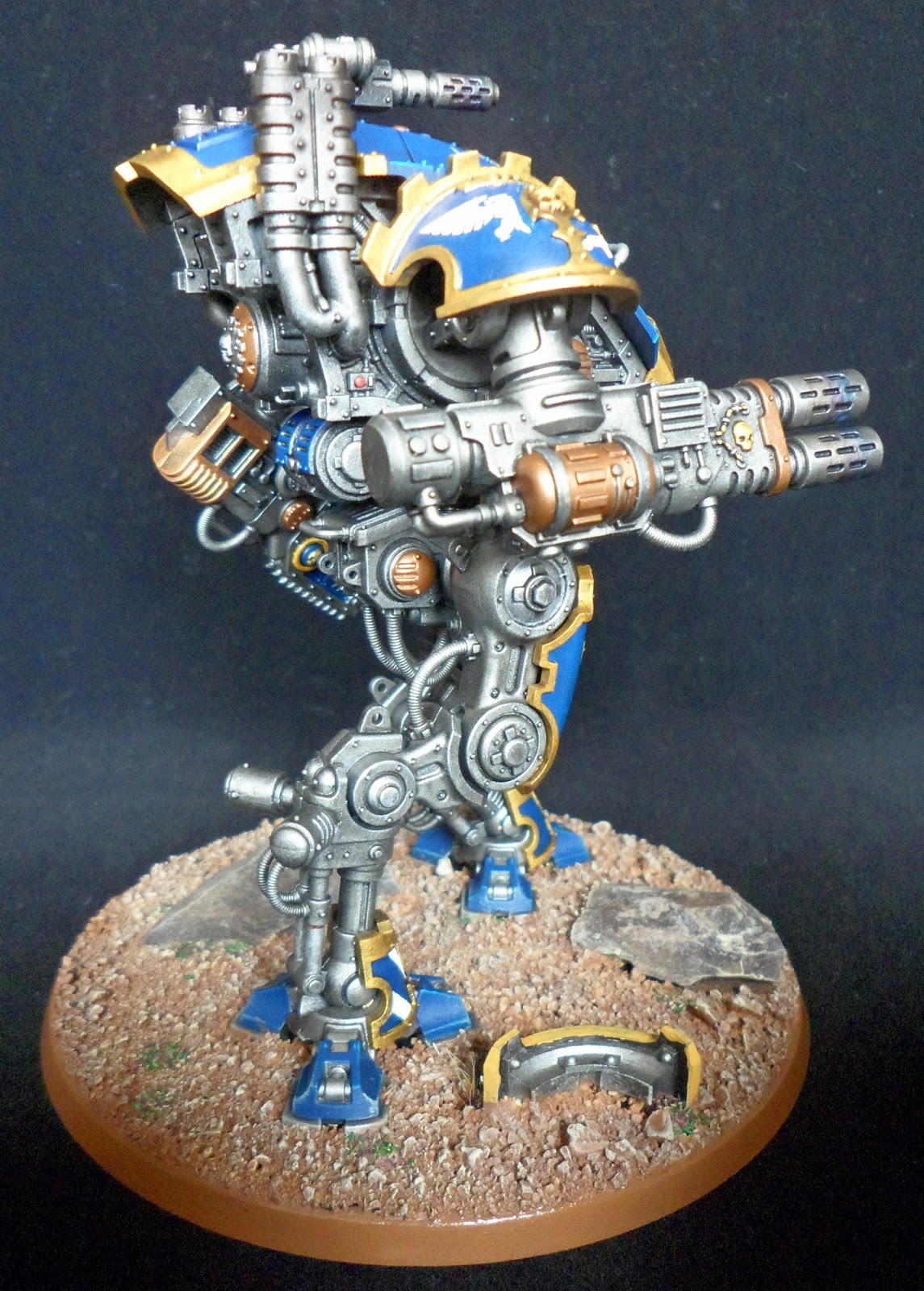 WeeMen: Imperial Knights - Armiger Warglaive Vassal Of Legio Astorum