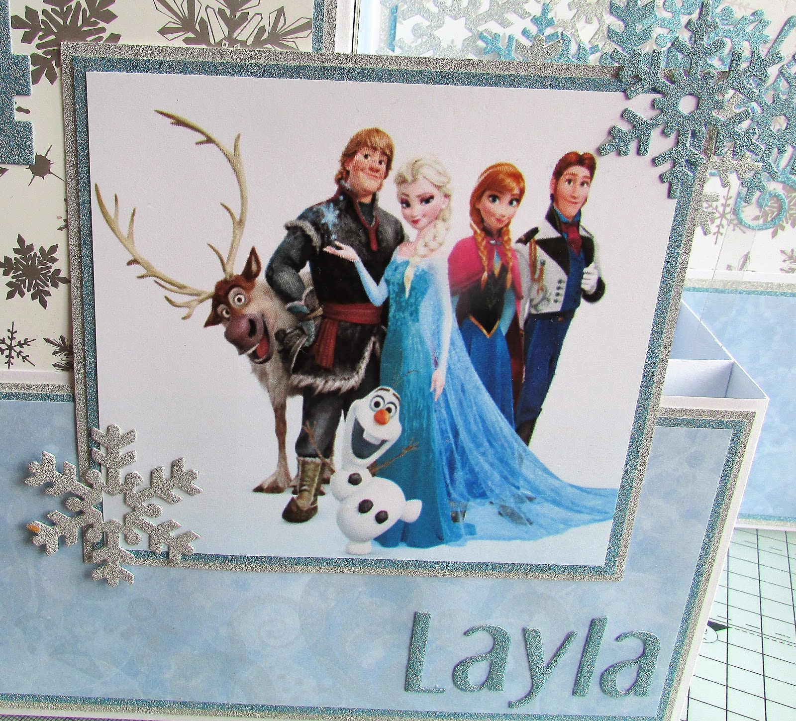 Lizzies craft space: Frozen Birthday Card No. 2