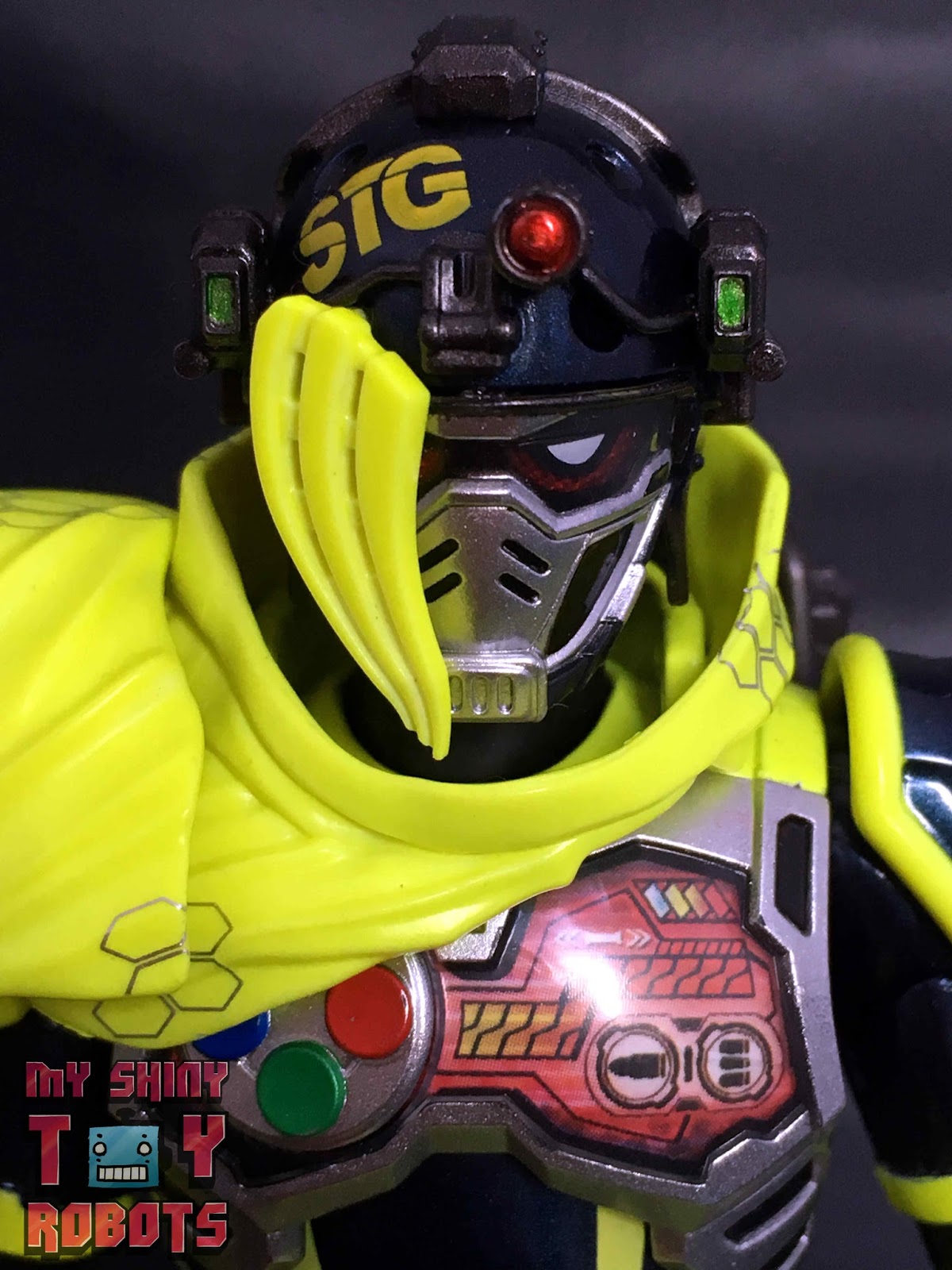 My Shiny Toy Robots: Toybox REVIEW: S.H. Figuarts Kamen Rider Snipe ...