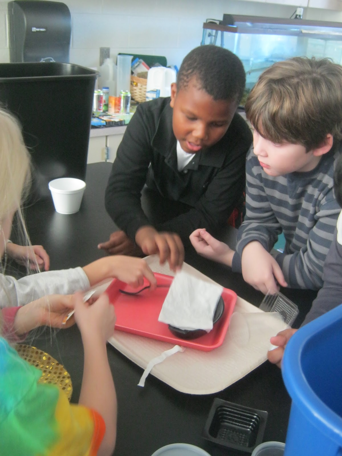 Daniels Run Elementary: Recycling!