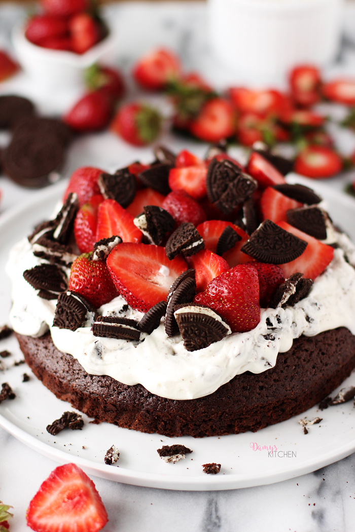 ÇİLEK VE OREO'LU PASTA - Damy's Kitchen