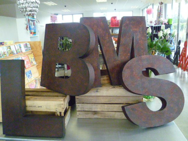Large Metal Wall Letters ~ Thankyou Letter
