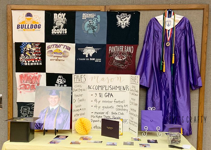 She's Crafty: Clever ideas for a Graduation Display