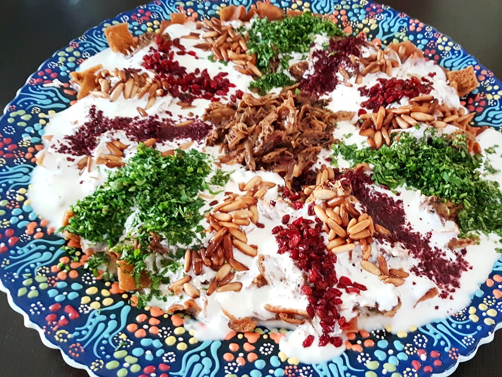 Maryam's Culinary Wonders: 1423. Fetteh Chicken Musakhan