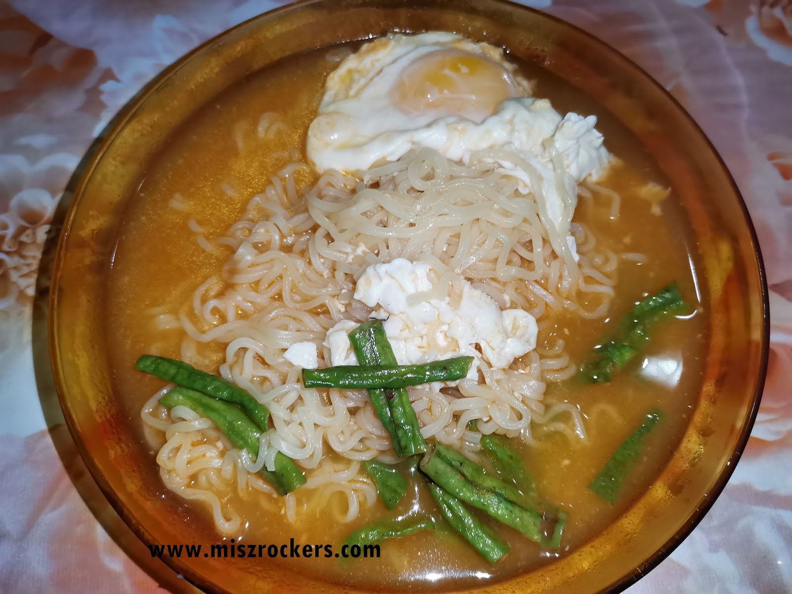 SESEKALI MAKAN MAGGI, SETIAP SORANG LAIN BAHAN | Ceritera Si Gadis Biru