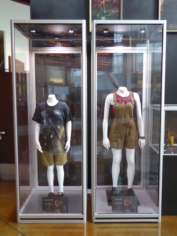 Hollywood Movie Costumes and Props: IT movie costumes and props on ...