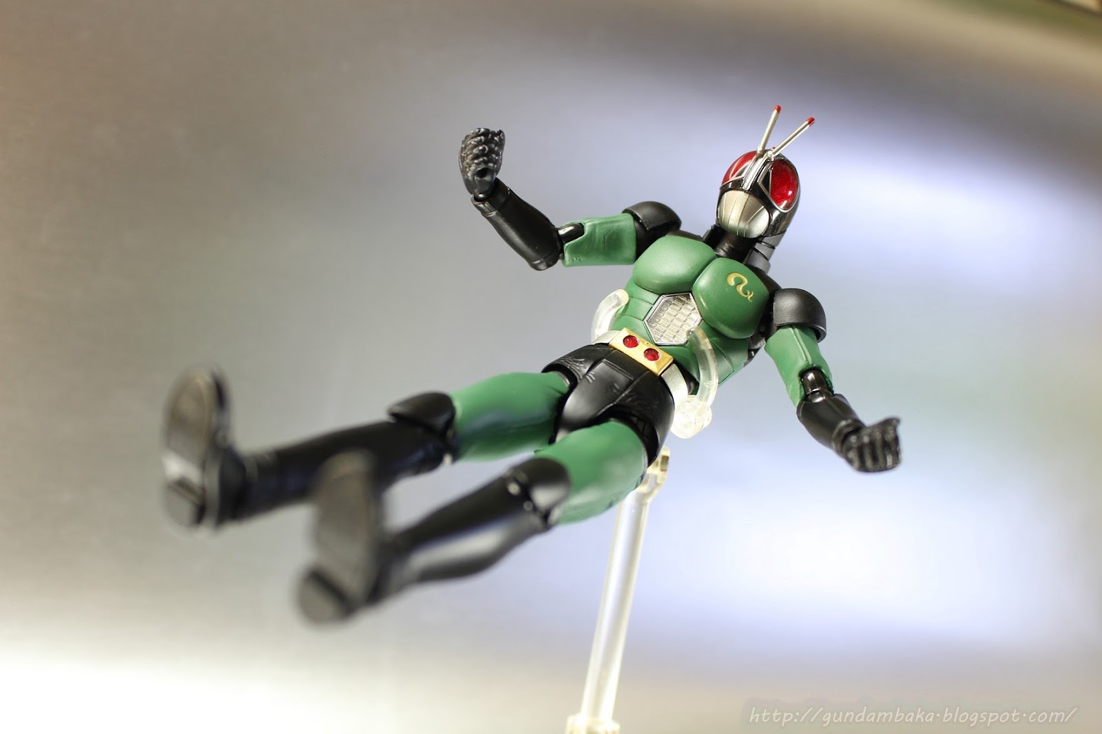 Gundam Baka Blog: [S.H.Figuarts] SHF - 仮面ライダー BLACK RX リニューアル版 (Masked ...