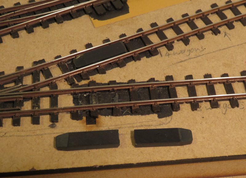 Michael's Model Railways: Adding magnetism