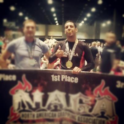 Cageside at Codella's