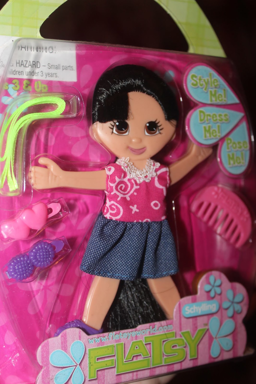 PLANET OF THE DOLLS: Doll-A-Day 2019 #128: Flatsy