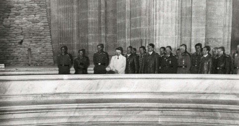 Reflections on A Journey to St Helena: December 1940: Return of L ...