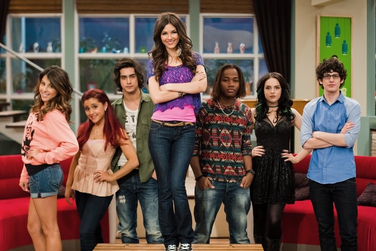 On This Day in 2010: Victorious Premieres on Nickelodeon
