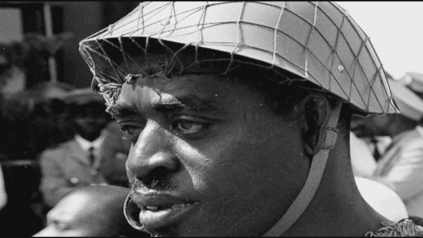 .: LOS AFRONAUTAS DE ZAMBIA