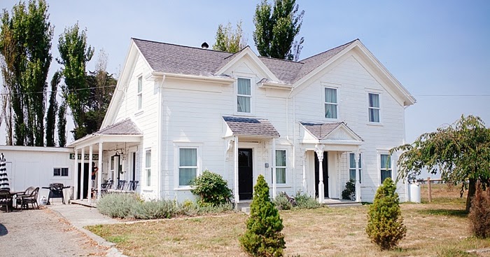 Hope Engaged: The 1880's Farmhouse of our dreams!