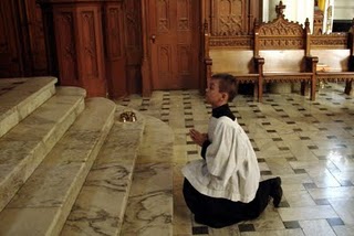 Ser Catequista Hoy: ¿Por qué es importante la genuflexión? - Tips para ...