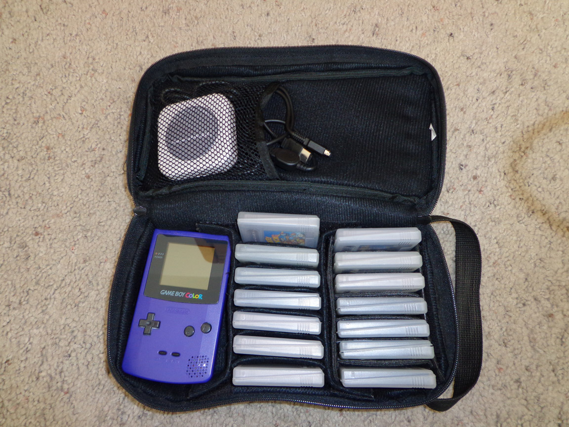 Game Case that holds multiple games? : Gameboy