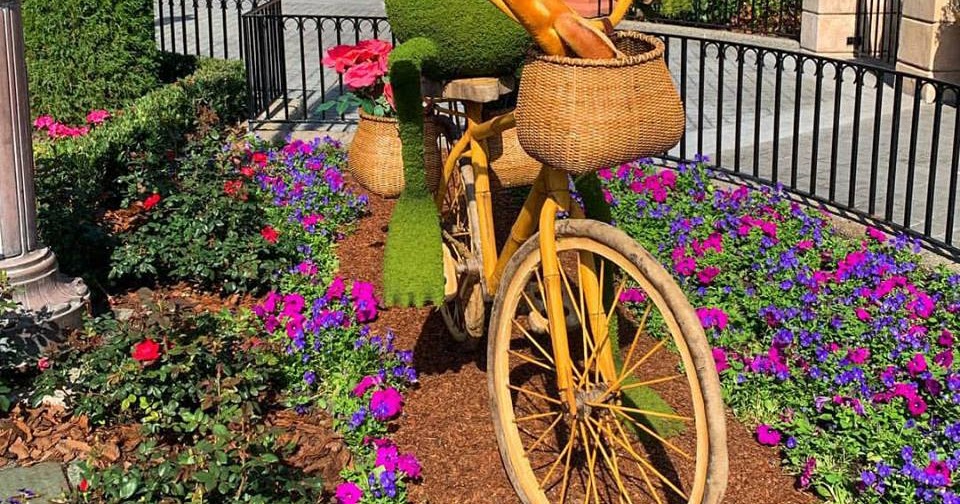 Muppet Stuff: Muppet Topiary at Epcot!