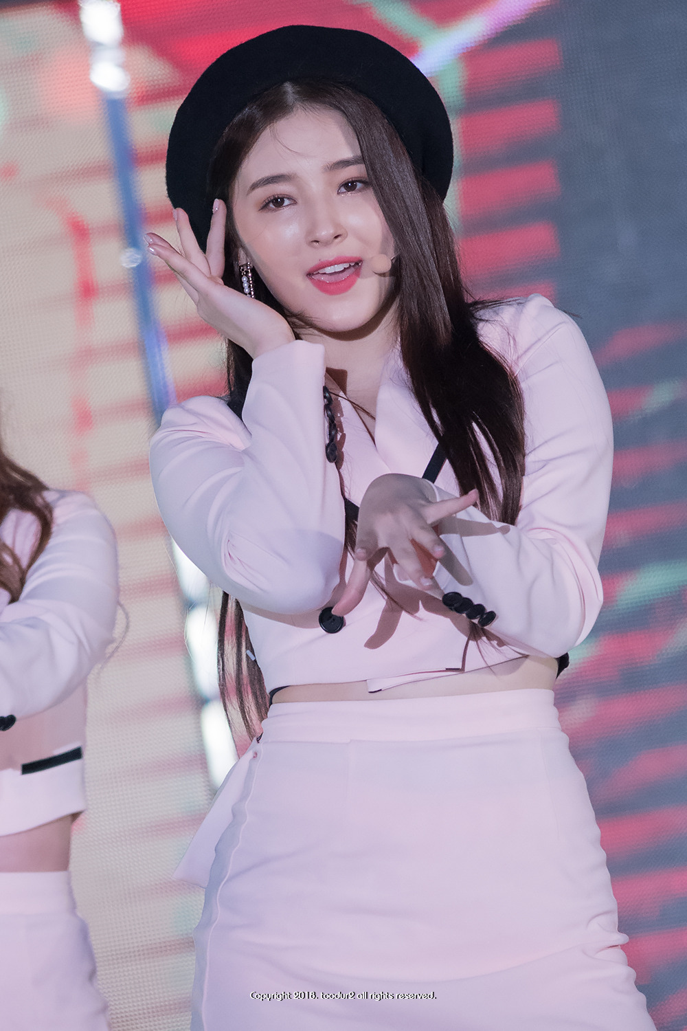 MOMOLAND Nancy is so beautiful in pink - Who's your bias?