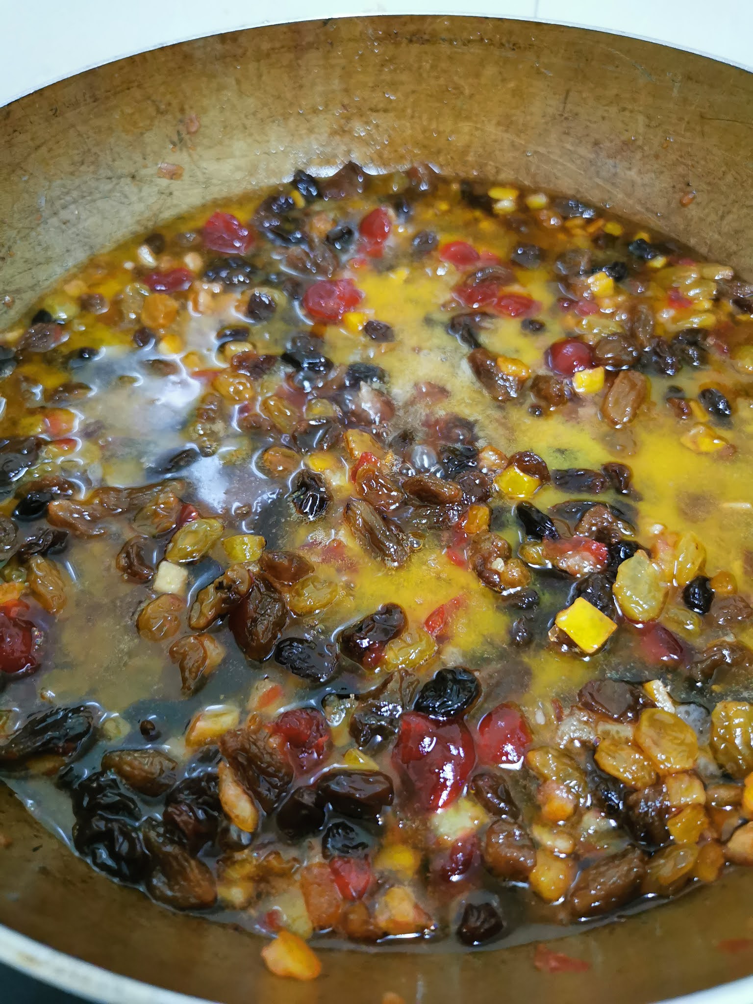The Informal Chef: Boiled Fruitcake -The Easiest Fruitcake Ever 杂果蛋糕