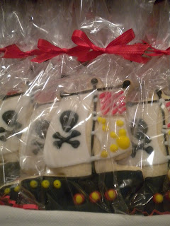 Buttercream Bites: Pirate Cake Pops & Pirate Ship Cookies