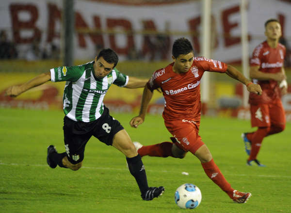 De Alguna Manera...: Huracán 1 vs. Banfield 1... De Alguna Manera...