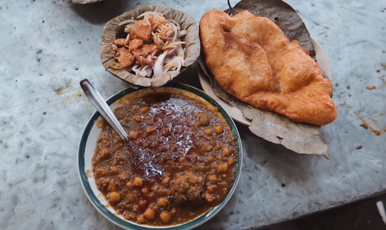 bhogal chaat at Connaught Place || delhi street food 2019 - DELHI ...