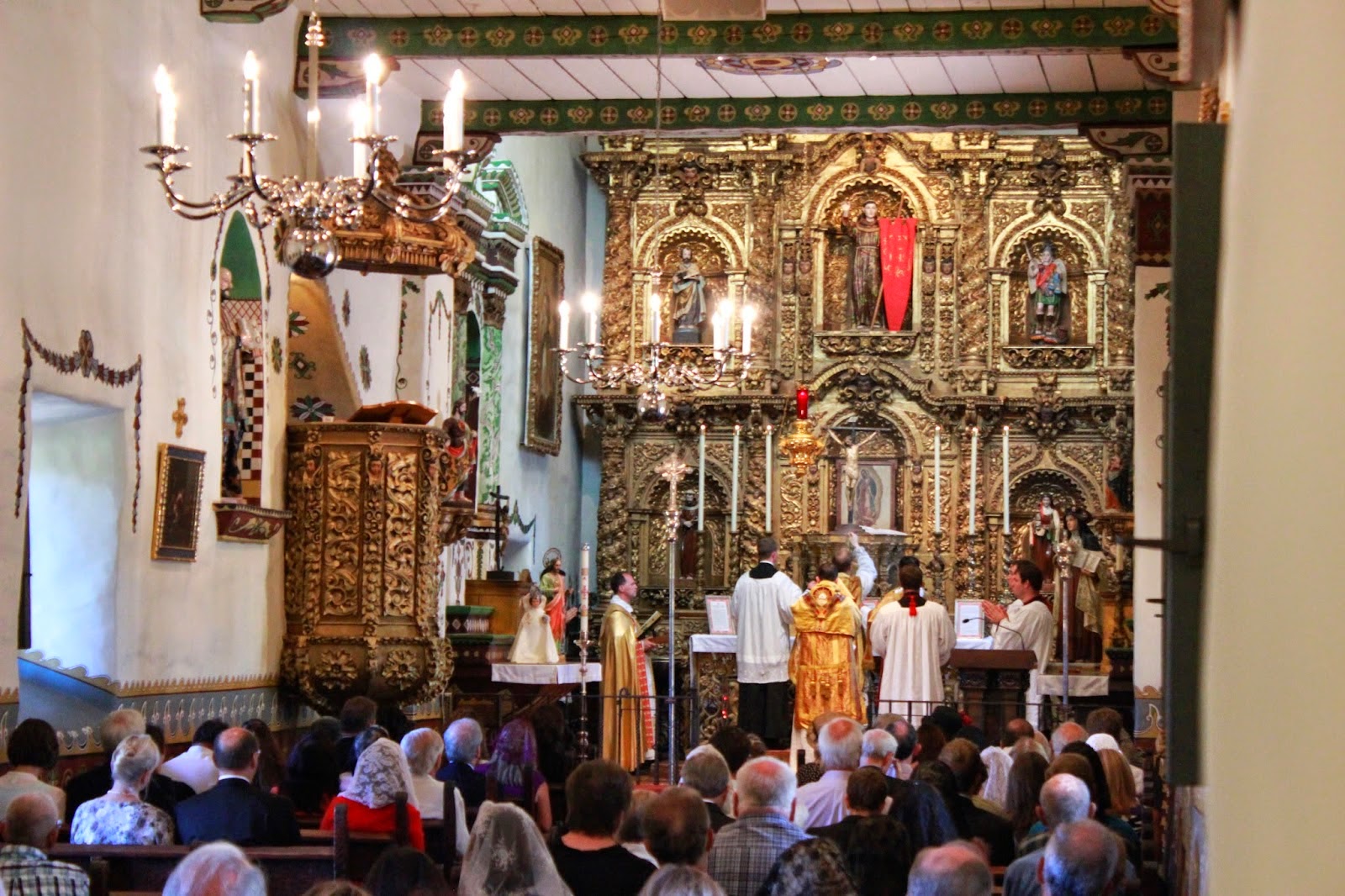 FSSP First Mass at the Serra Chapel in California | Catholic News Live
