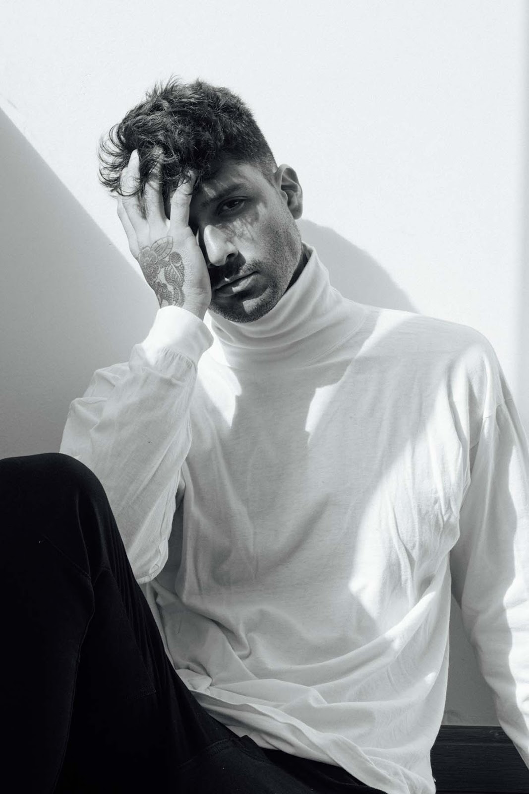 THIAGO PERRI BY ARTHUR GERMANO FOR BRAZILIAN MALE MODEL MAGAZINE - THE ...