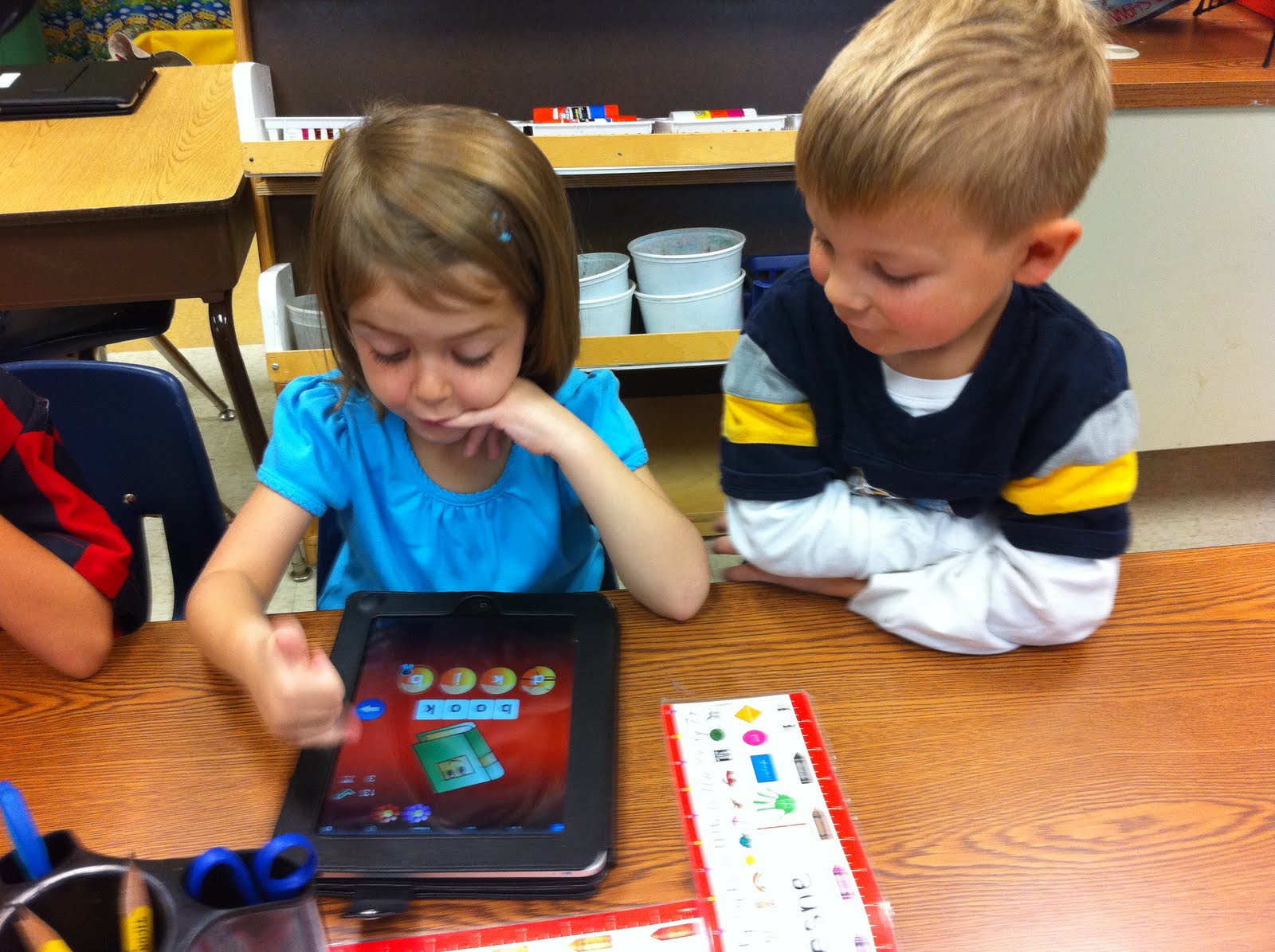 Ms. Roselle's Technology Thoughts: iPads In The Classroom