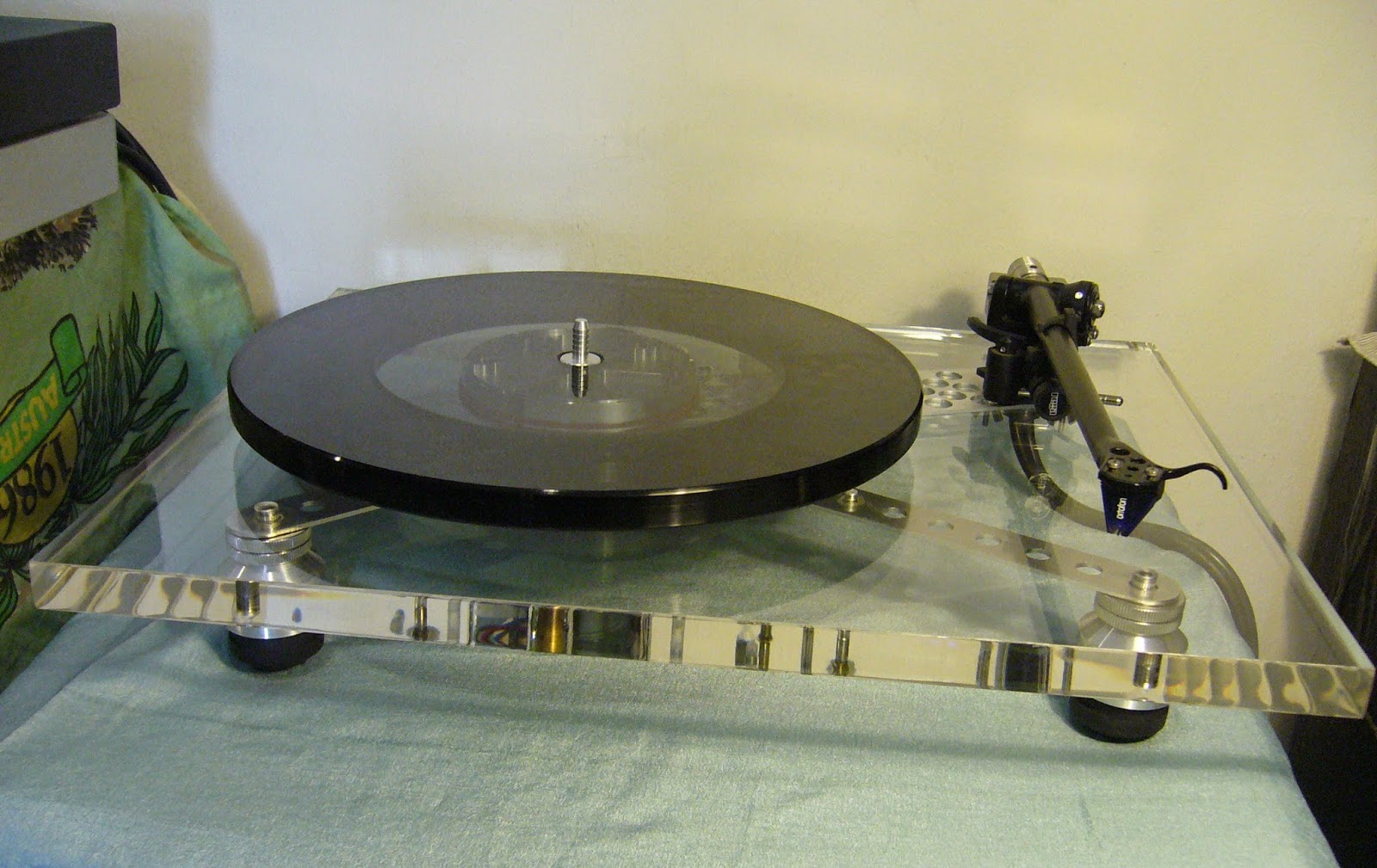 Enjoy life with LP's and Turntables: Michael Lim Acrylic Plinth