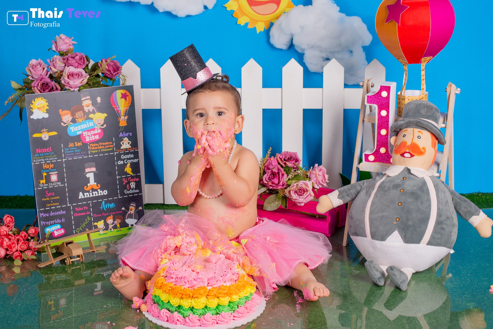 Thais Teves Fotografia: smash the cake mundo bita Yasmin 1 aninho no estudio Thais Teves fotografia