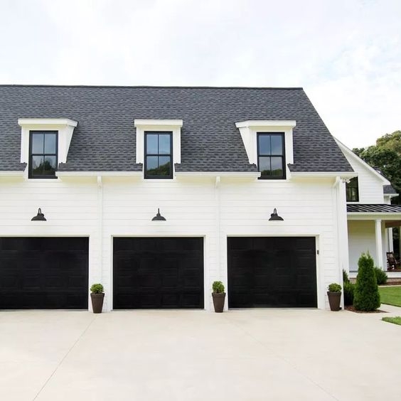 30 Examples Of The Most Popular Garage Door Designs That You Should See ...