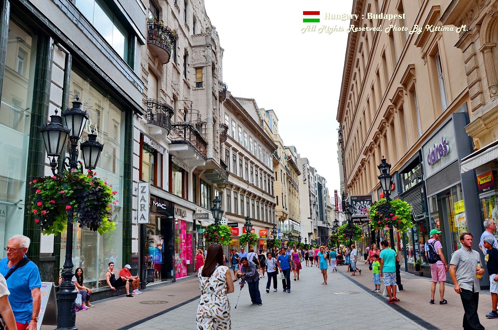 Vaci Street (Vaci út) – ถนนนักช้อป ~ บันทึกเดินทาง Budapest (Hungary)