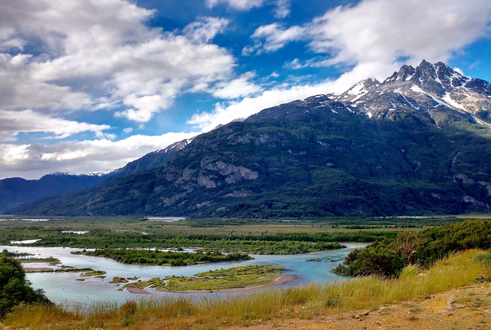 Curioseandando: Viaje a la Patagonia II: de Balmaceda al Lago General ...