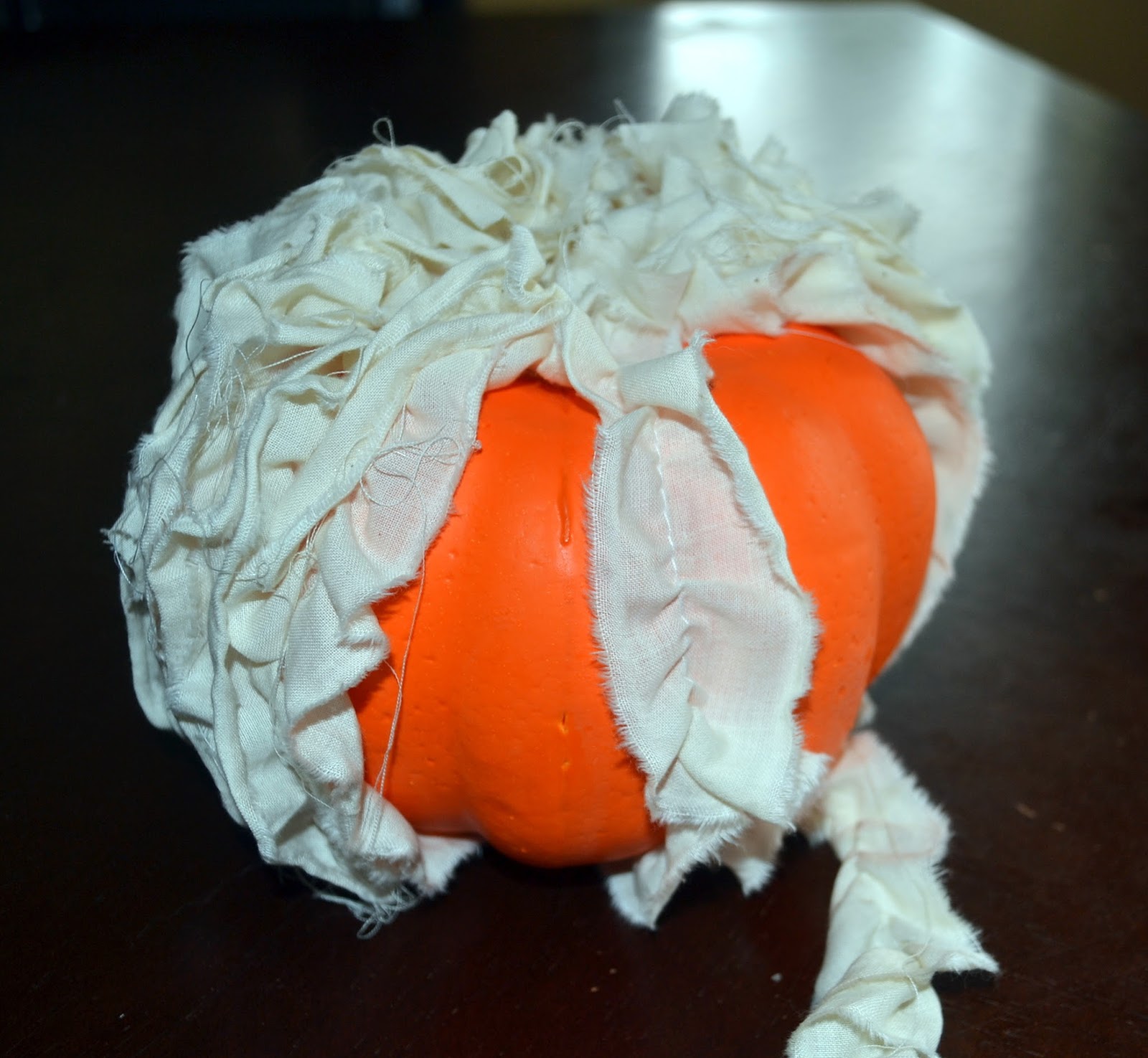ruffle pumpkin tutorial