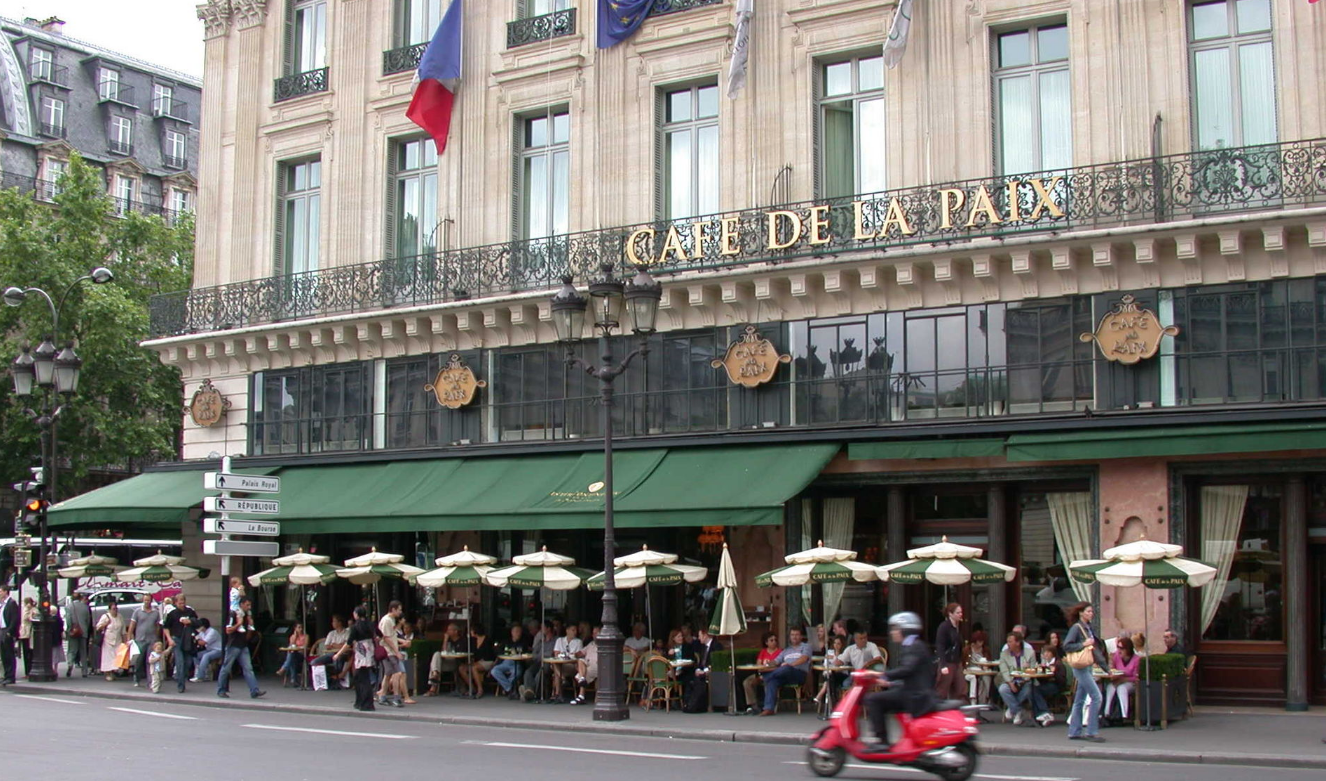 Pillar to Post: COFFEE BEANS & BEINGS / CAFES IN PARIS