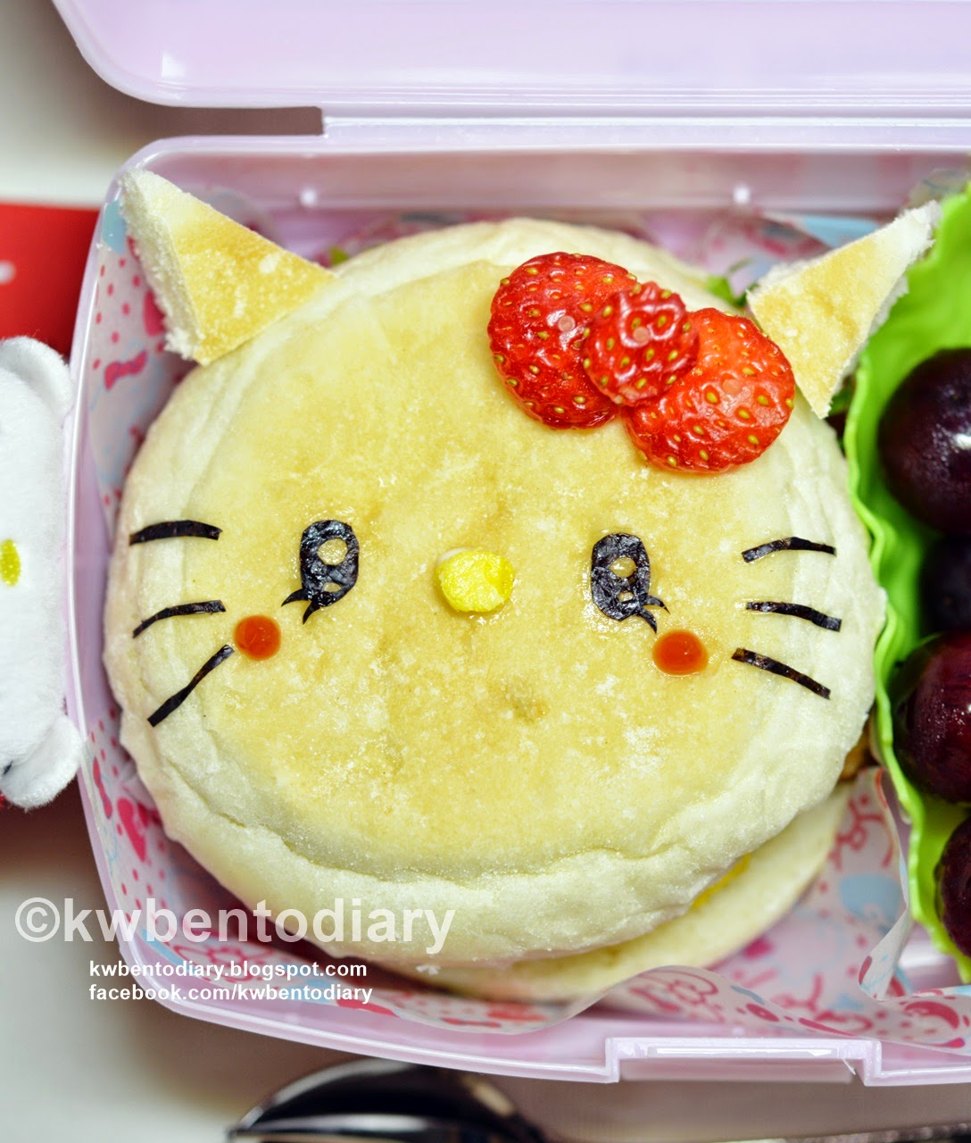 Karenwee's Bento Diary: Bento2015#Mar24~Hello Kitty Burger