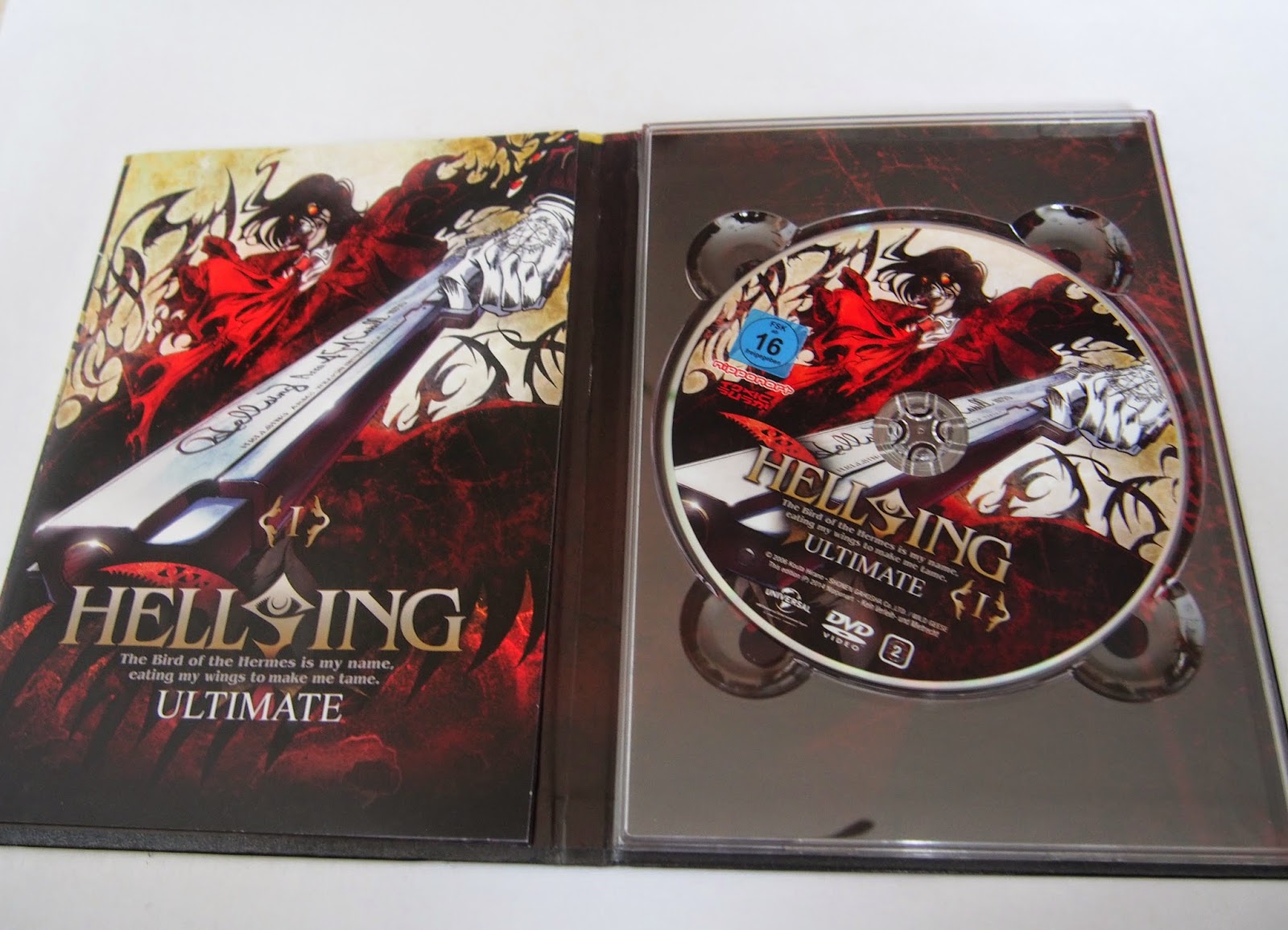 We Love Japan: Review: Hellsing Ultimatie OVA Vol. 1 DVD-Edition