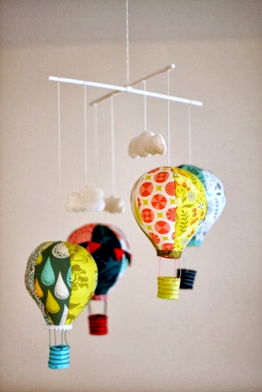 Seni Perahu Kertas: Contoh-Contoh Arca Mobail