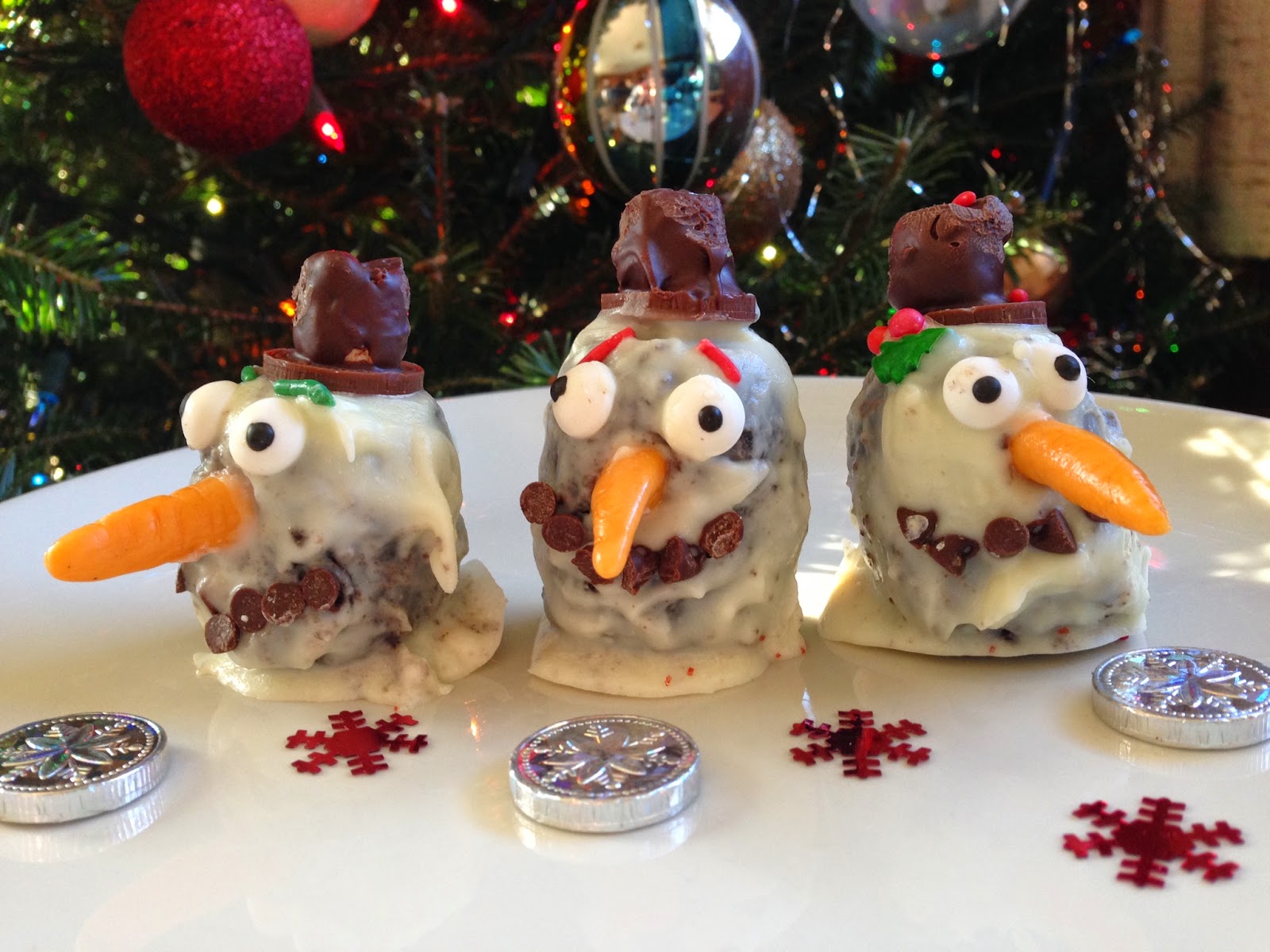 Health & Lifestyle Management : Oreo Snowmen Balls
