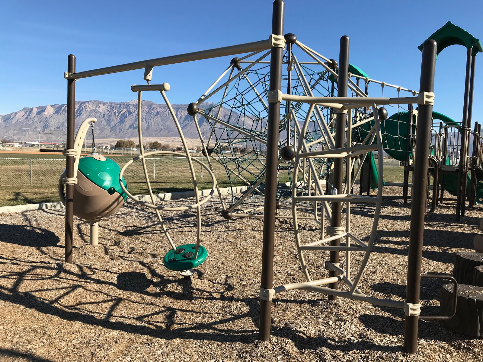REVIEW OF PIONEER PARK, PLAIN CITY, UT - Weber County Playgrounds