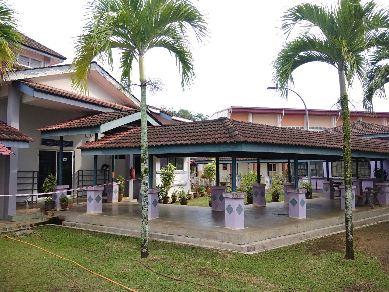 SMK BUKIT RANGIN 25150 KUANTAN: SURAU AL-FALAH
