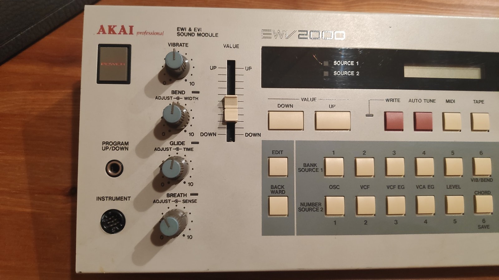 MATRIXSYNTH: Akai EVI 1000 + EWV 2000 80s Electric Valve Instrument