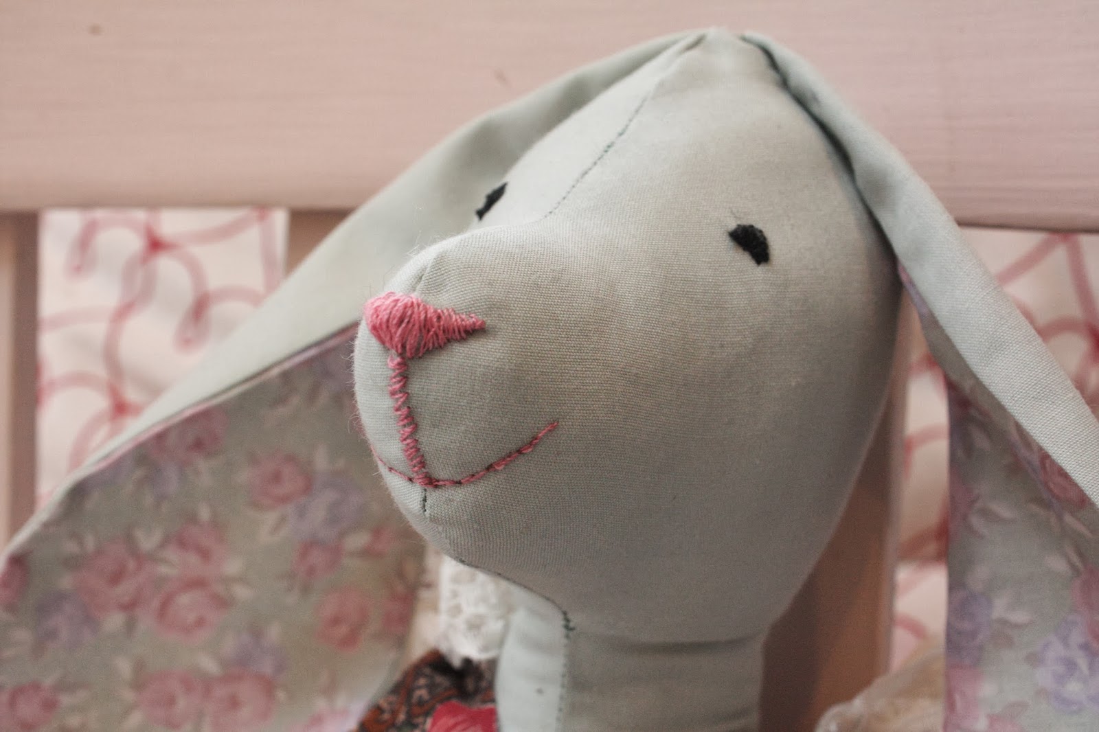 Vintage Bee: Tilda Bunny