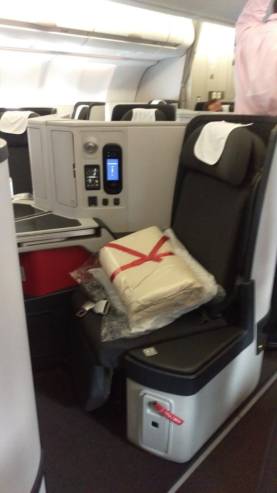 Avianca Boeing 787 Business Class to Bogota - Premium Cabin Deals