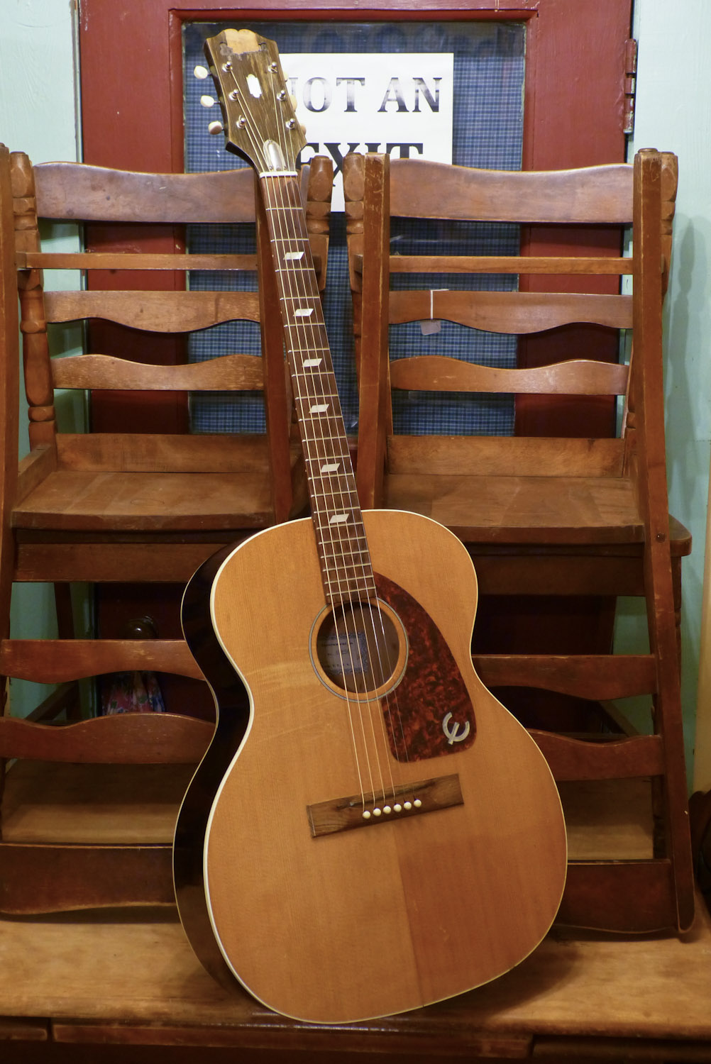 1951 Epiphone FT-79 Jumbo Flattop Guitar