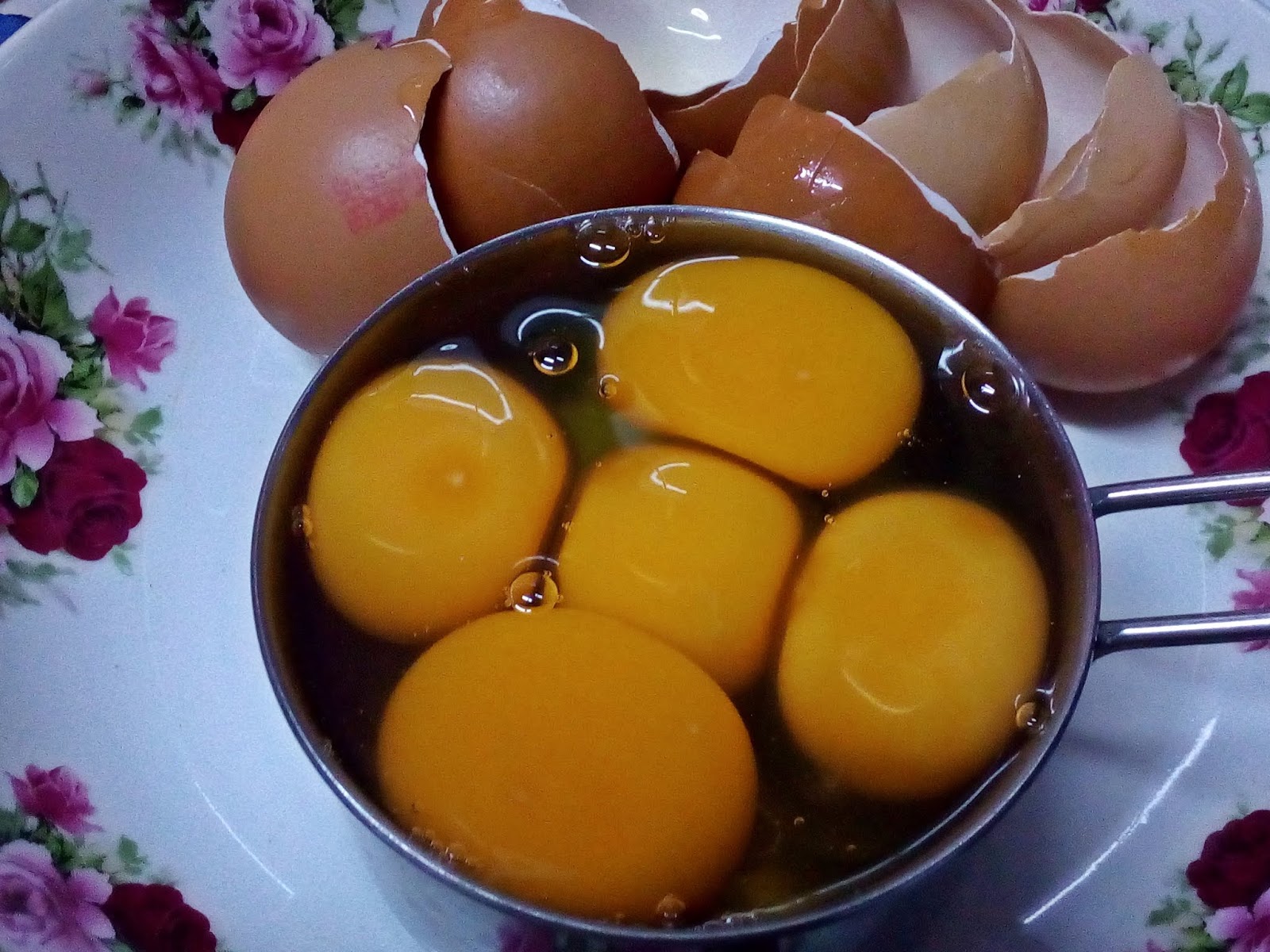 SurayaMSyed: Kuih Bahulu