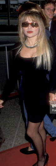 Celebrity Legs and Feet in Tights: EG Daily`s Legs and Feet in Tights