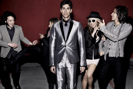 The Hip Subscription: Icon of Style - Perry Farrell