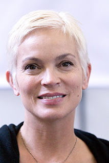 Surya Bina Mitra: Miss America 1982 : Elizabeth Ward Gracen Klaim ...